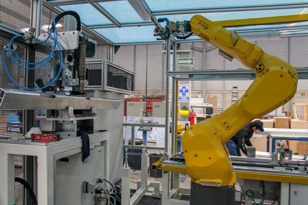 Robotic Screwdriving Systems - AMD Machines